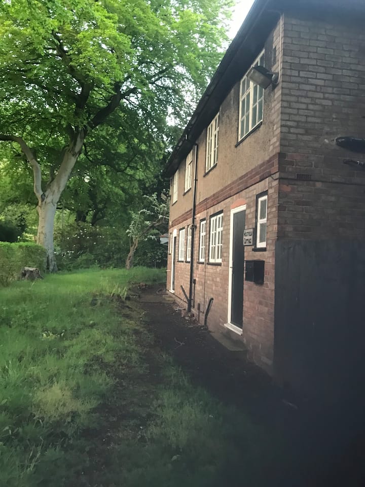 Westfield Cottage - Wirral