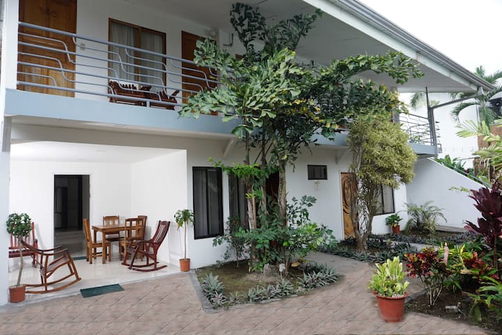 Arenal Poshpacker. Superior Room - La Fortuna
