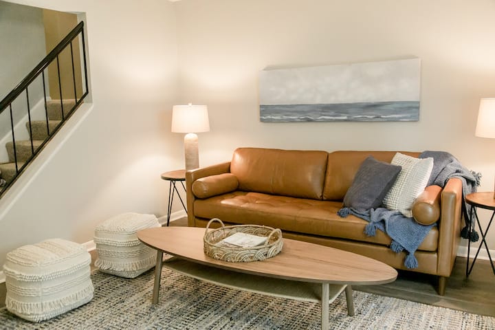 "At Ease" Beach Condo - Jekyll Island, GA