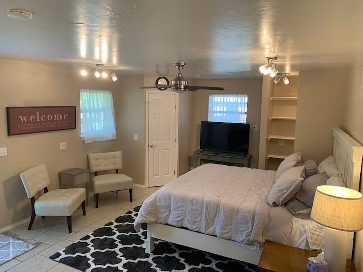 Stargazer's Studio - Midwest City, OK