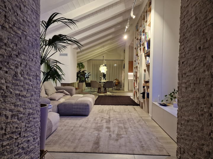 Camera In Appartamento Prestigioso Con Servizi Spa - Treviso