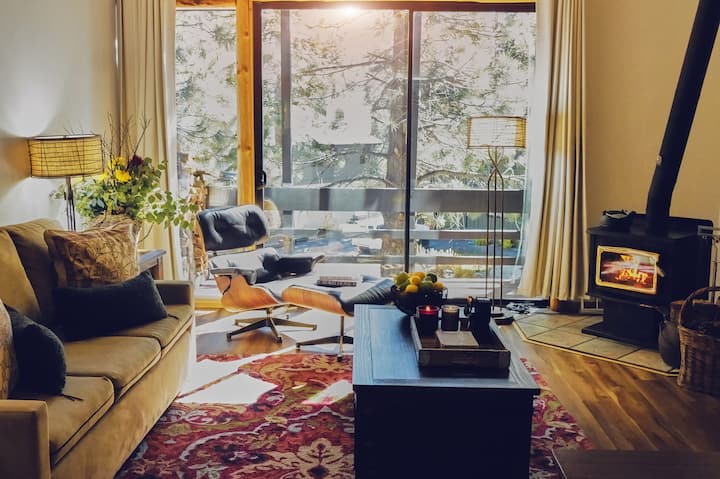 Tyrolean Village Mountain Escape - Mammoth Mountain, CA