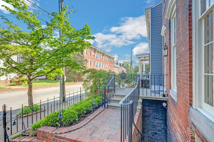Historic Petersburg Row Home - Petersburg, VA