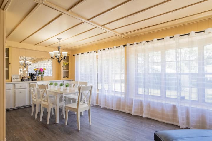 Charming Country Home On A Beautiful Acre Land. - Wesley Chapel, FL