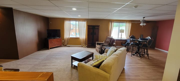 Fully Furnished Apartment - Aberdeen, WA
