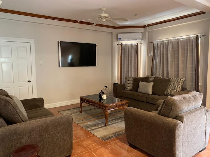 Airport Vista Accommodations - Guyana