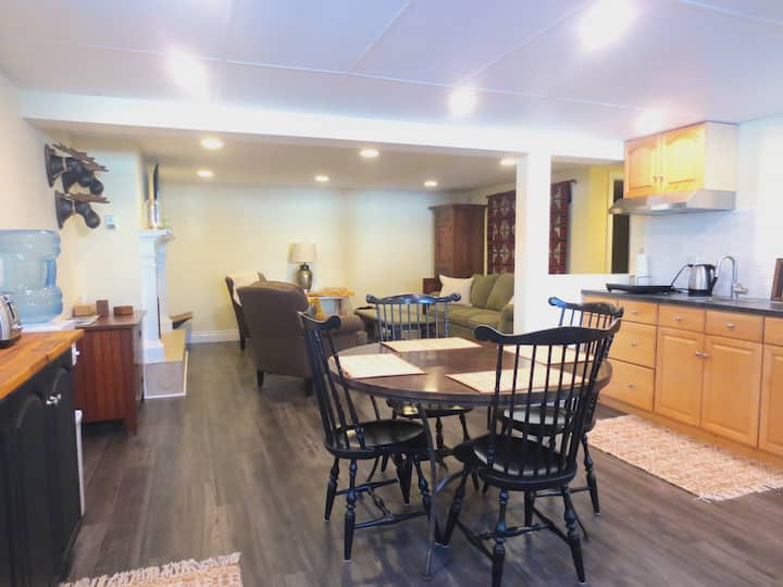 Hillside Guest Suite - Huntsville