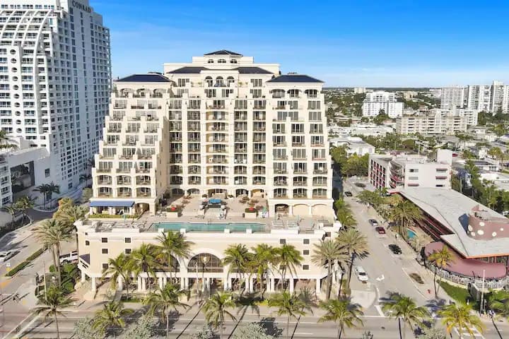 Oceanfront Studio - 903 - Fort Lauderdale