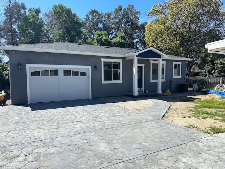 Home Near Sap Center & Downtown San Jose - Cambrian Park, CA