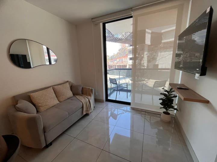 The Chic Retreat Apt. | Ac, Gym, Pool & Rooftop - San José