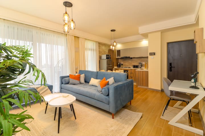 Gorgeous 2br Central Gem W/ Rooftop, Gym & Pool - Kenya