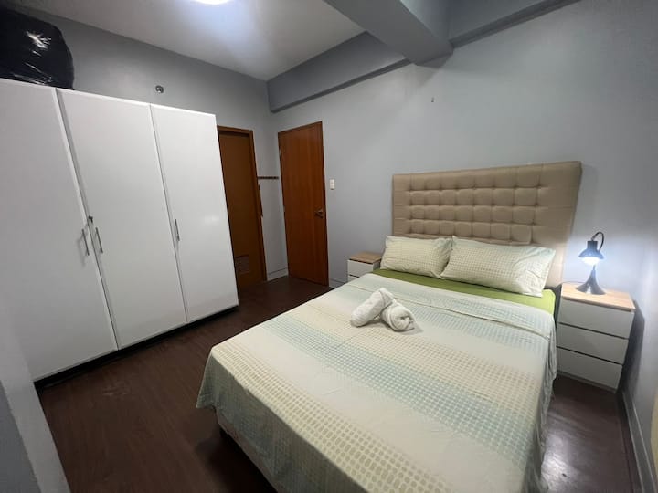 Cheryl's Relaxing 1br Free Wi-fi Next To Marriott - Pasay