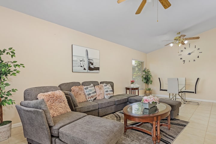 South West Cape Chalet Del Sol - Cape Coral, FL