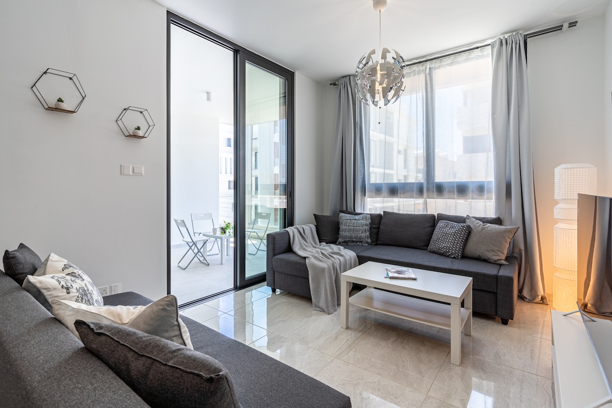 Lana 1-Bedroom Apt in Larnaca - Apartments for Rent in Larnaca, Larnaca ...