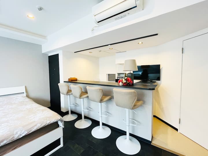 Stay In Dotonbori | Flexible Check-in/out, Storage - Osaka