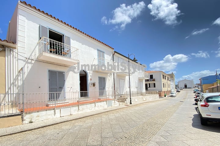 Appartamento Con Soppalco In Pieno Centro - Santa Teresa Gallura