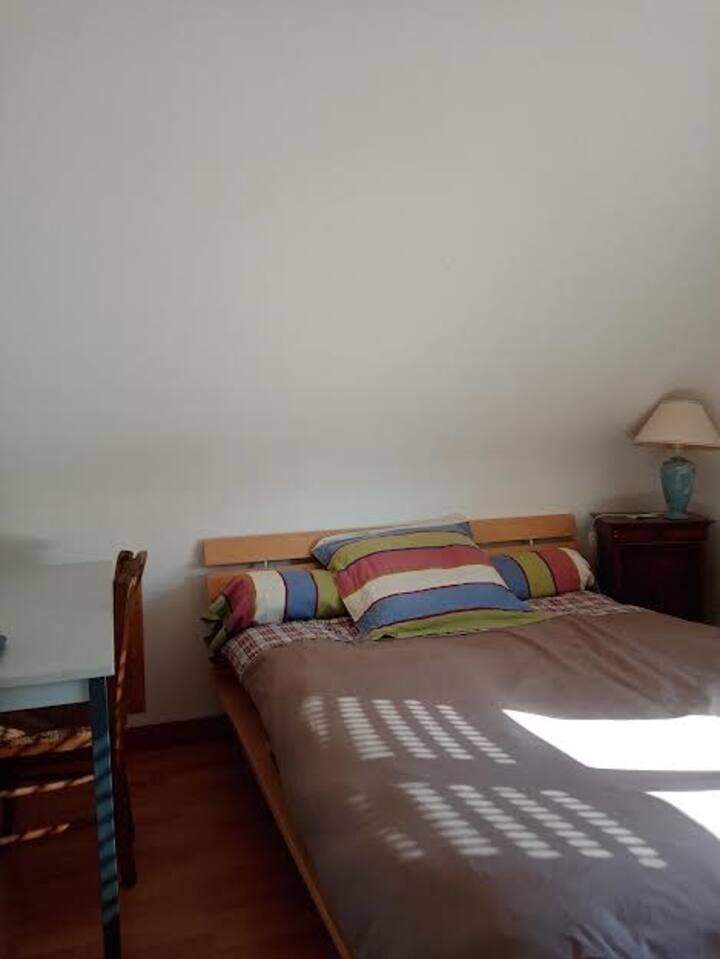 4 Chambres Avec Petit Déjeuner Compris Ernée - Mayenne