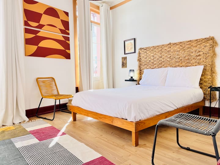Romantic Rose Apartment - Santa Clara