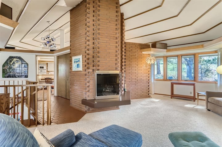 Mid Century Executive Rental - Boulder, CO