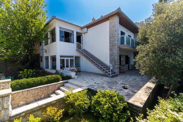 Apartment By The Beach Adela 2 - Senj