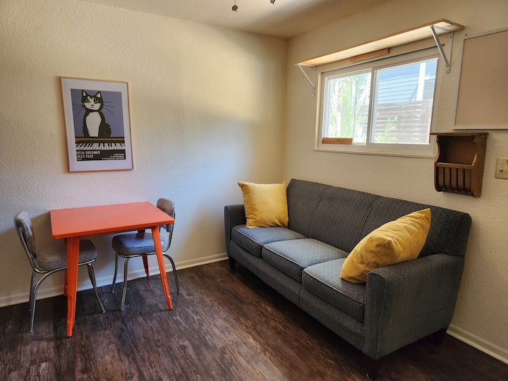 East Central Guesthouse | Walk To Moody Center - 오스틴