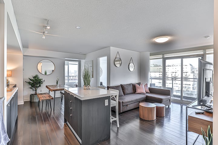Exquisite 3 Bdrm 2bath Downtown! - Toronto