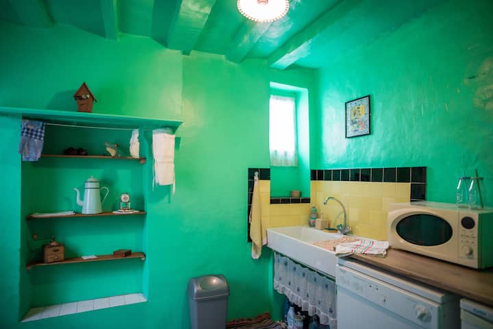 Nid D'amour
Appartement Insolite Chic Et Broc' - Sarthe