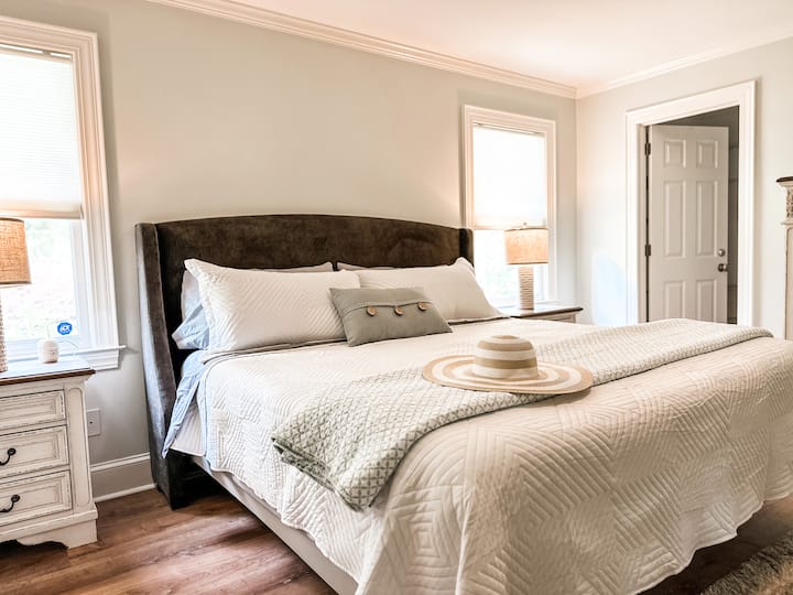 Garden Getaway - Wilmington, NC