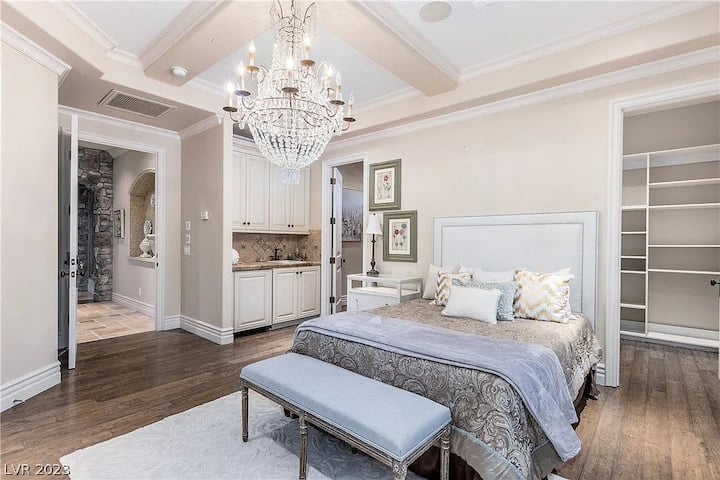 Luxurious Ayden Estate: Retreat 7,331 Sq Ft - Boulder City, NV