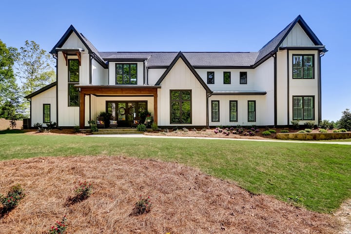 Inn At Blackberry Hill/manor Suite-mtnview/firepla - Dahlonega, GA