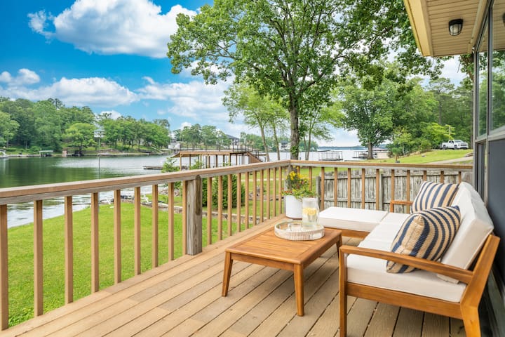 Peaceful Lakefront House On Lake Hamilton - Lake Hamilton, AR