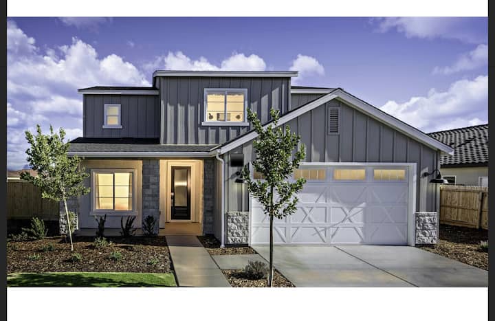 New Modern Home - Fresno, CA