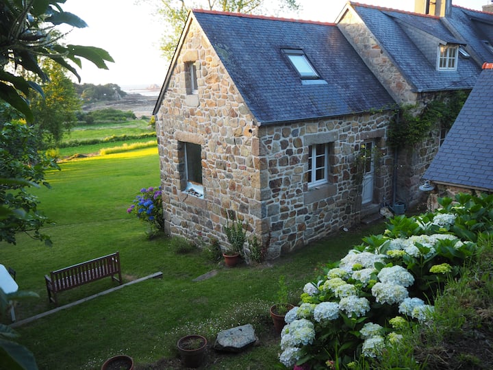 Charmante Maison Vue Mer. - Plougrescant