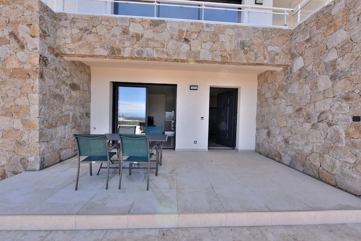 Luxueux T3  Vue Sur La Baie De Calvi Parking Wifi - Calenzana