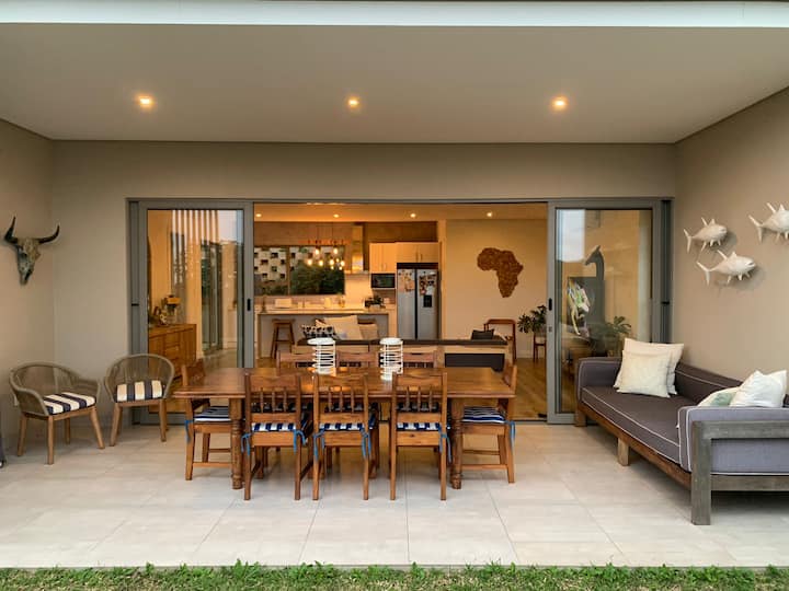 Coastal Home In Luxury Estate - Ballito