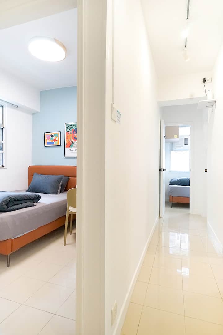 Comfort Window Single Bedroom @ Lockhart Road 137 - Wan Chai