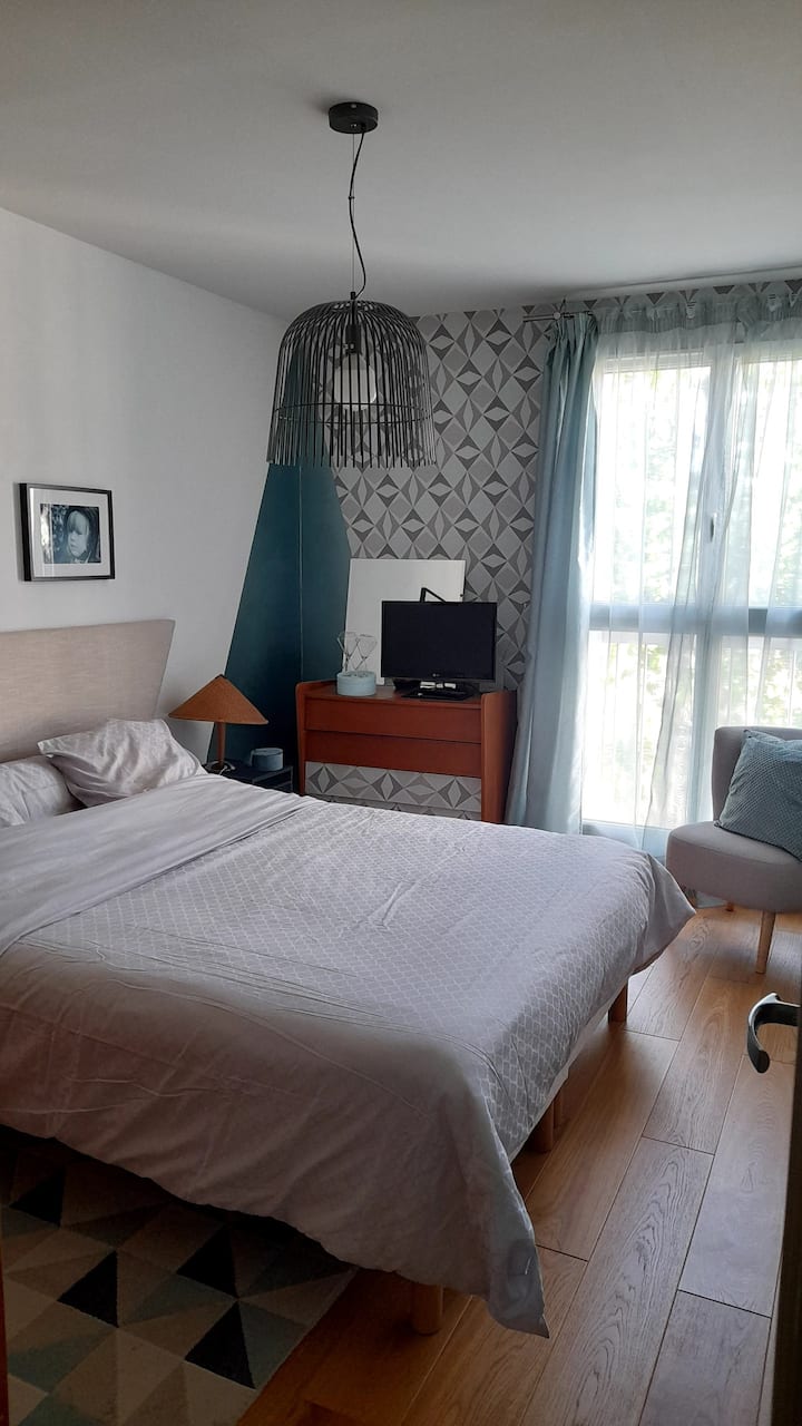 Chambre à Louer. Proximité Aéroport Et Tgv D 'Aix. - Vitrolles