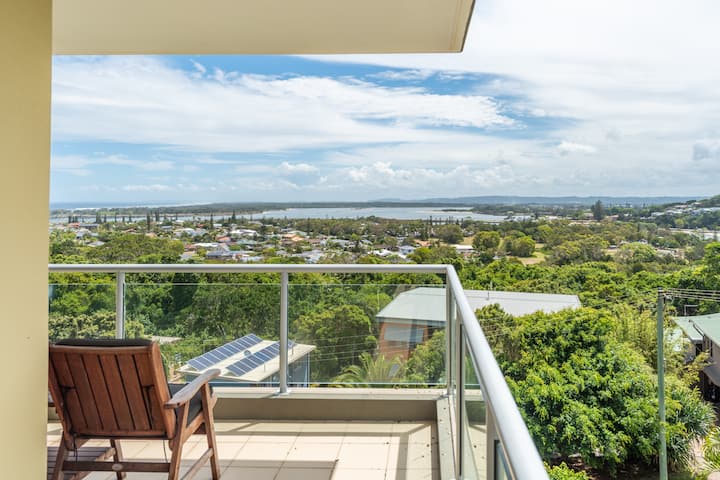 Spacious 3br Apartment With Panoramic River Views - Ballina