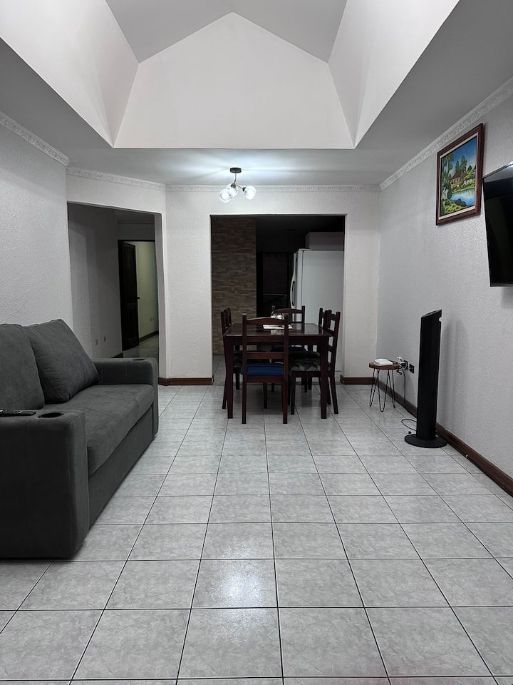 Casa Familiar En San José - San José