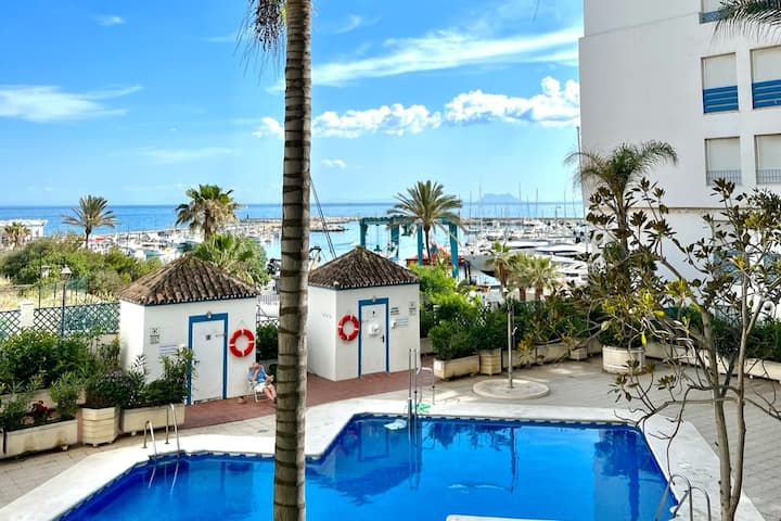 Superläge, Utsikt öVer Marina, Hav Och Gibraltar - Estepona