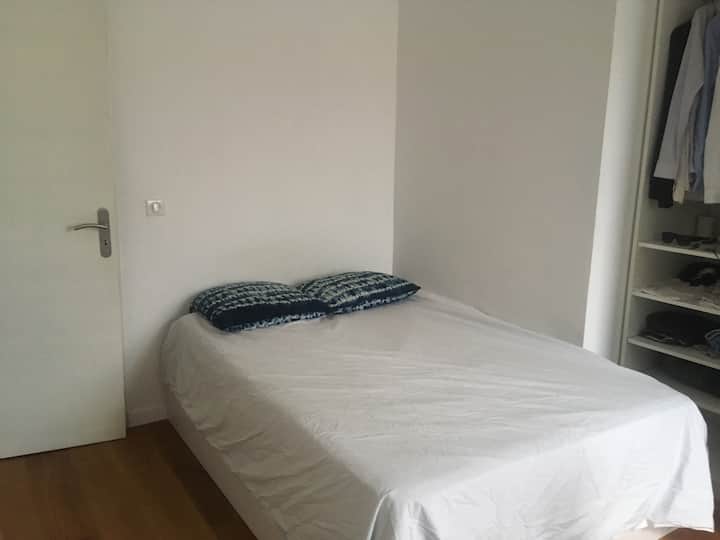Chambre Avec Salle De Bain Privative Coeur De Nice - Nice