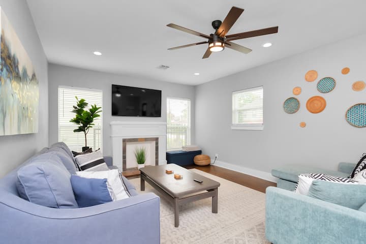 Hot Tub+ Close To Med Center & Dt+ Sleeps 10 - Denver Harbor/ Port Houston - Houston
