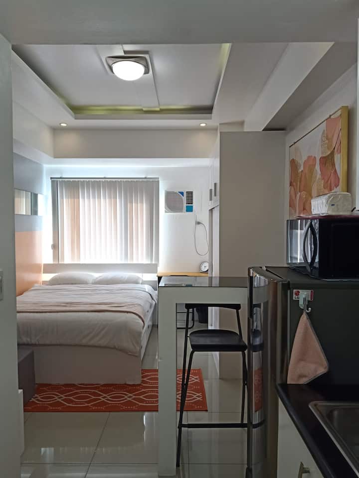 Condo In Bel-air, Makati - Makati