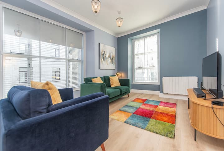 Luxury In The Latin Quarter - アイルランド ゴールウェー