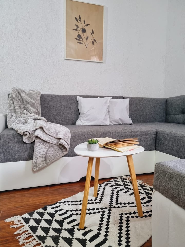 Apartmani 'Cvit' - Karlobag