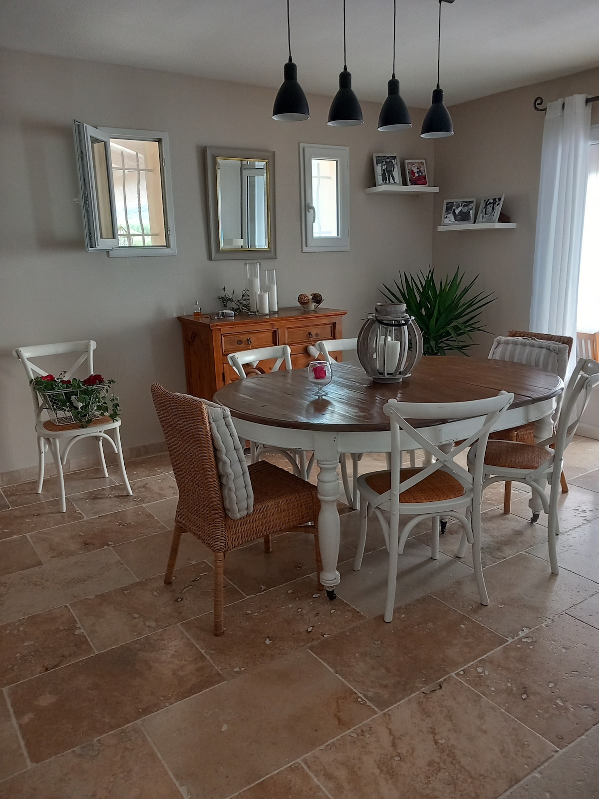 Villa de una sola planta, piscina fuera de suelo - Casas en alquiler en ...