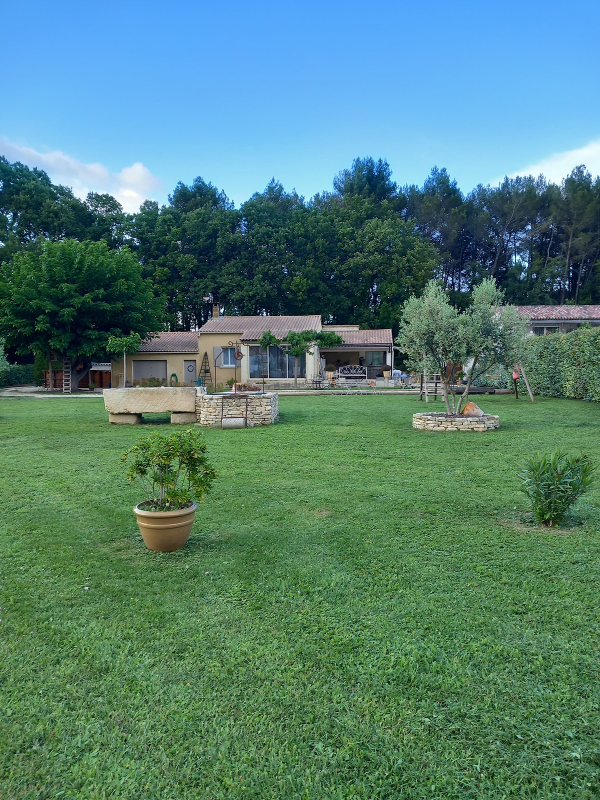 Villa de una sola planta, piscina fuera de suelo - Casas en alquiler en ...