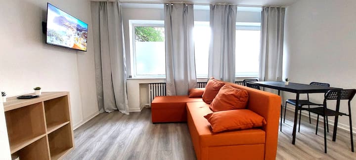 Großes 2 Zimmer Apartment - Neuss