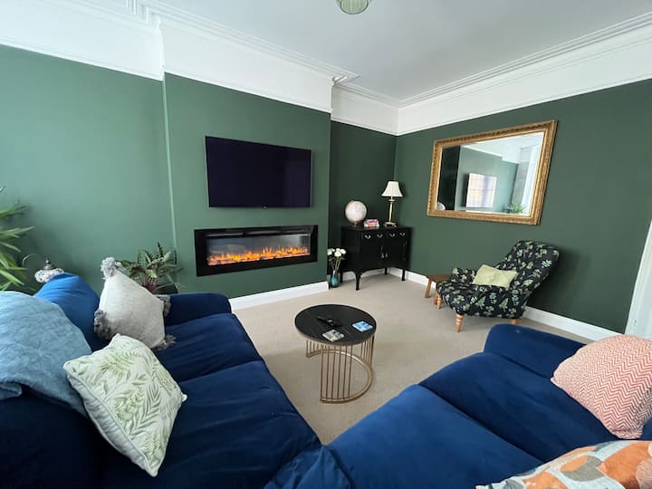 Luxurious Garden Apartment, Close To The Beach - イーストボーン