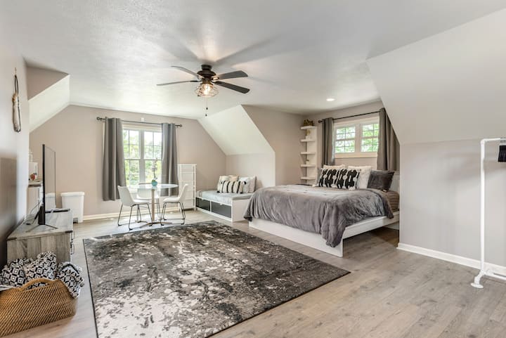 The Loft At Ewbank - Hendersonville, NC